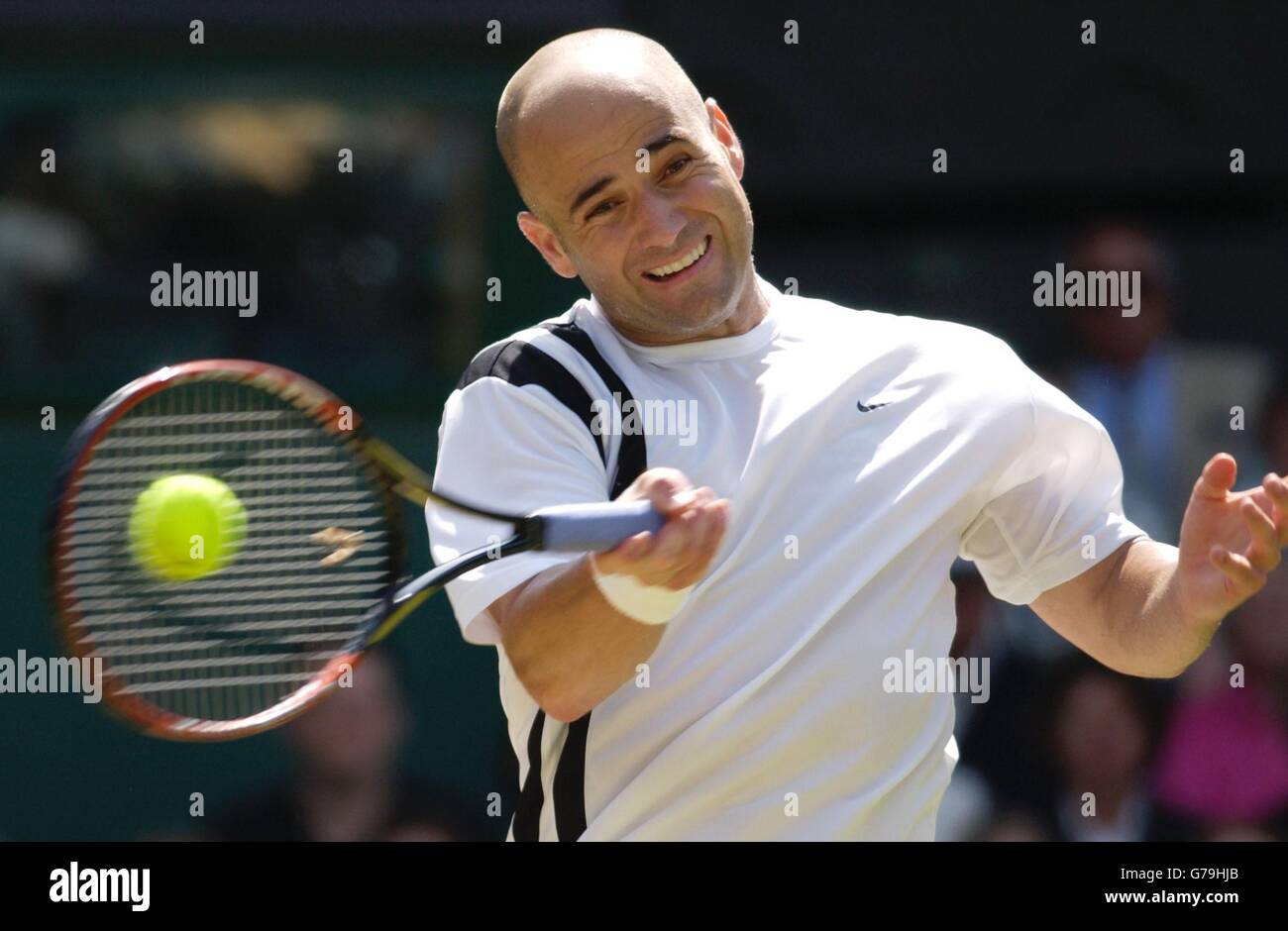 Andre agassi 1992 wimbledon hi-res stock photography and images - Alamy