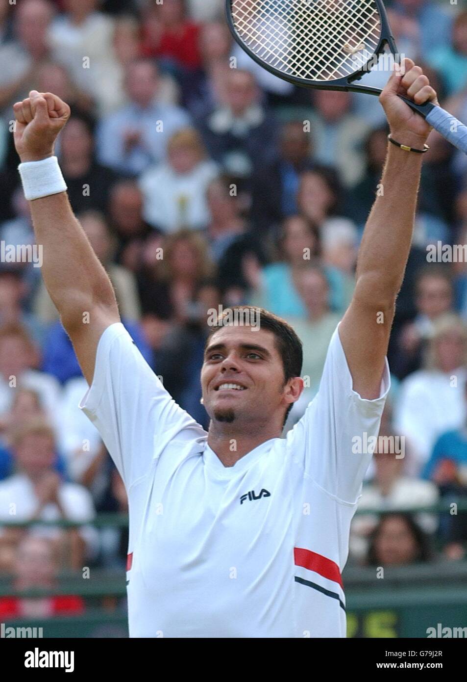 Agassi v Philippoussis Stock Photo - Alamy