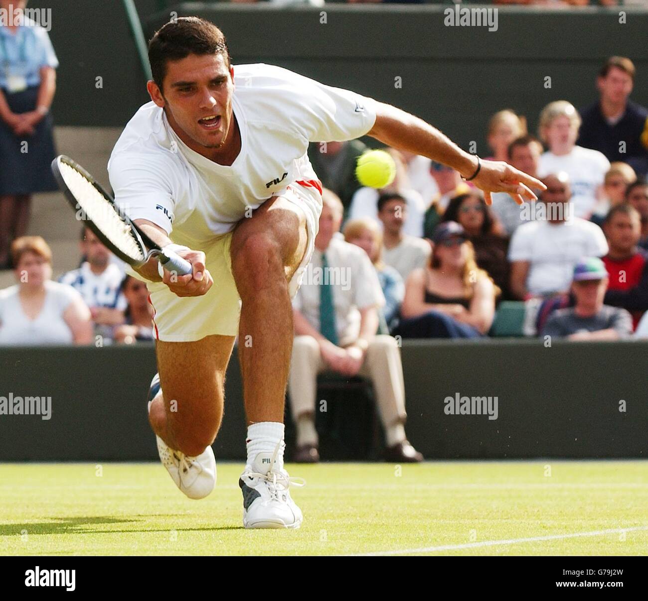 Agassi v philippoussis hi-res stock photography and images - Alamy