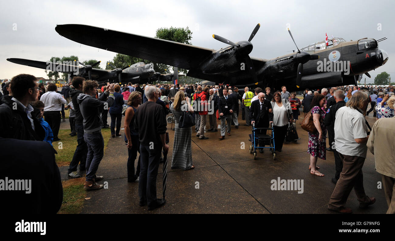 The Avro Lancaster Bomber, owned by the Canadian Warplane Heritage ...