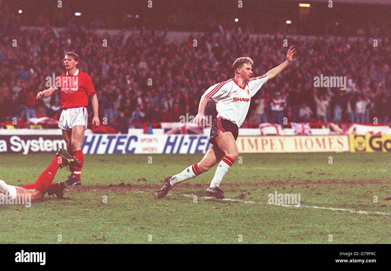 Mark robbins hi-res stock photography and images - Alamy