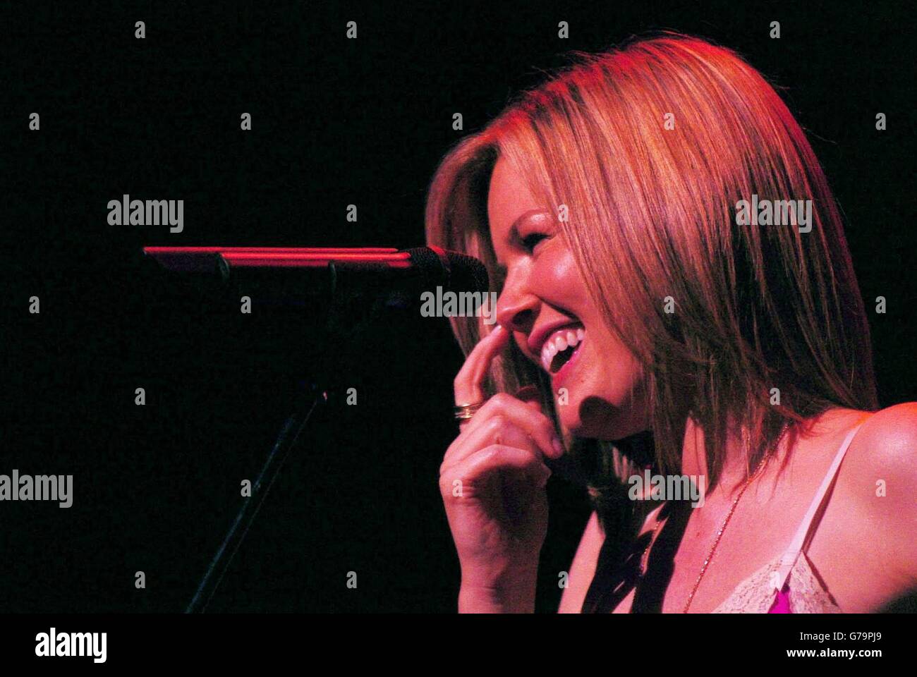 Singer dido performs live on stage carling academy in brixton hi-res ...
