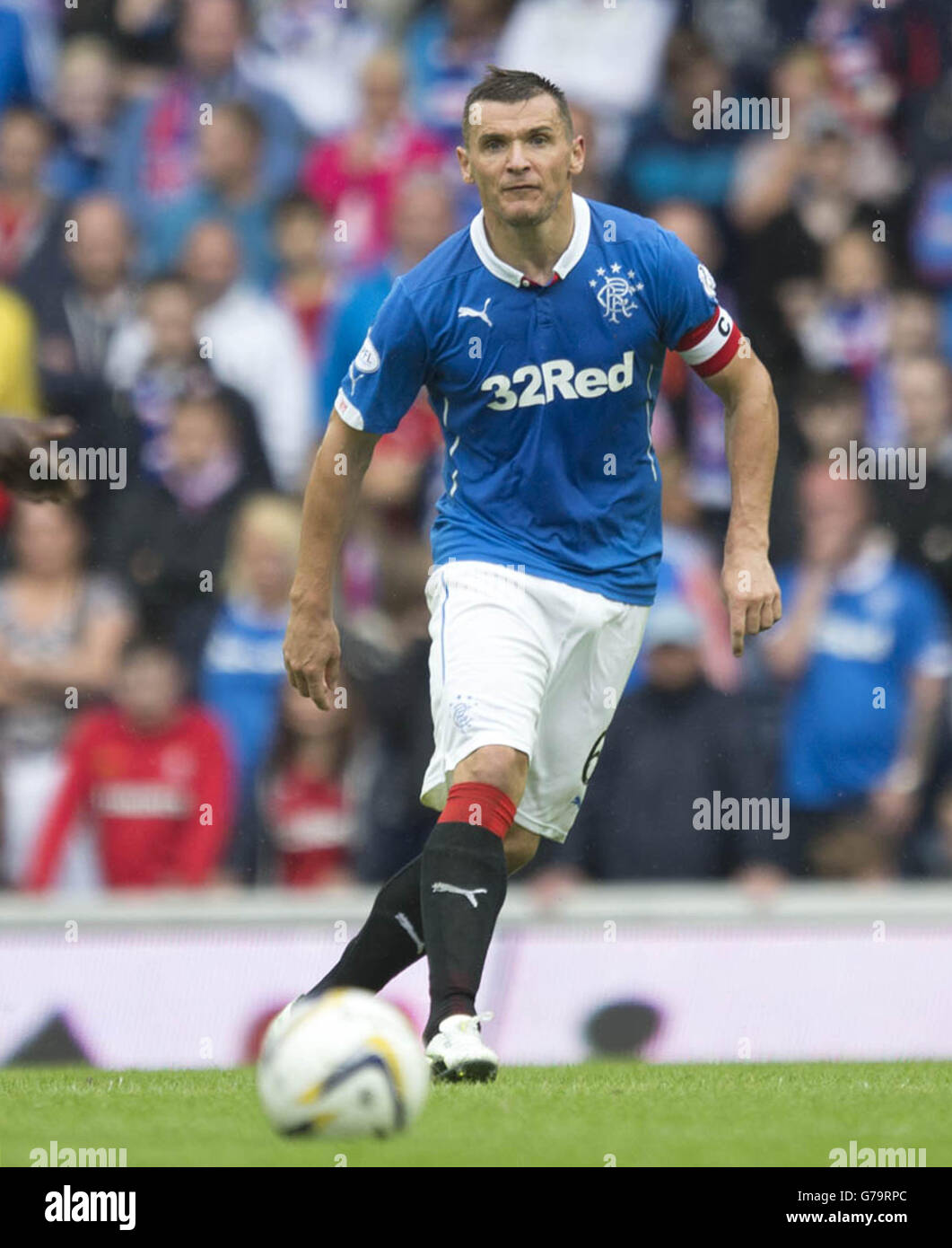 Rangers lee mcculloch during hi-res stock photography and images - Alamy