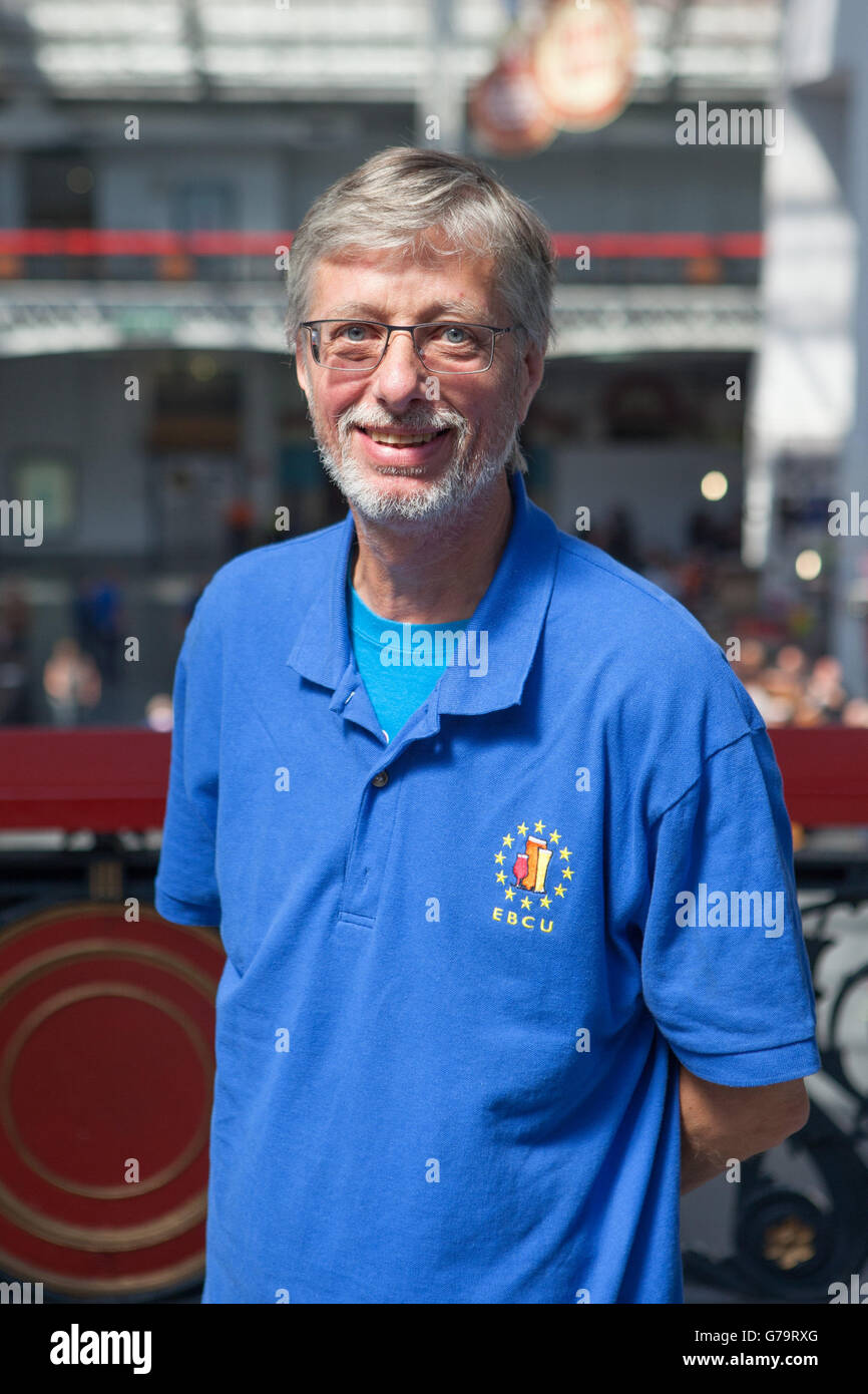 John cryne hi-res stock photography and images - Alamy