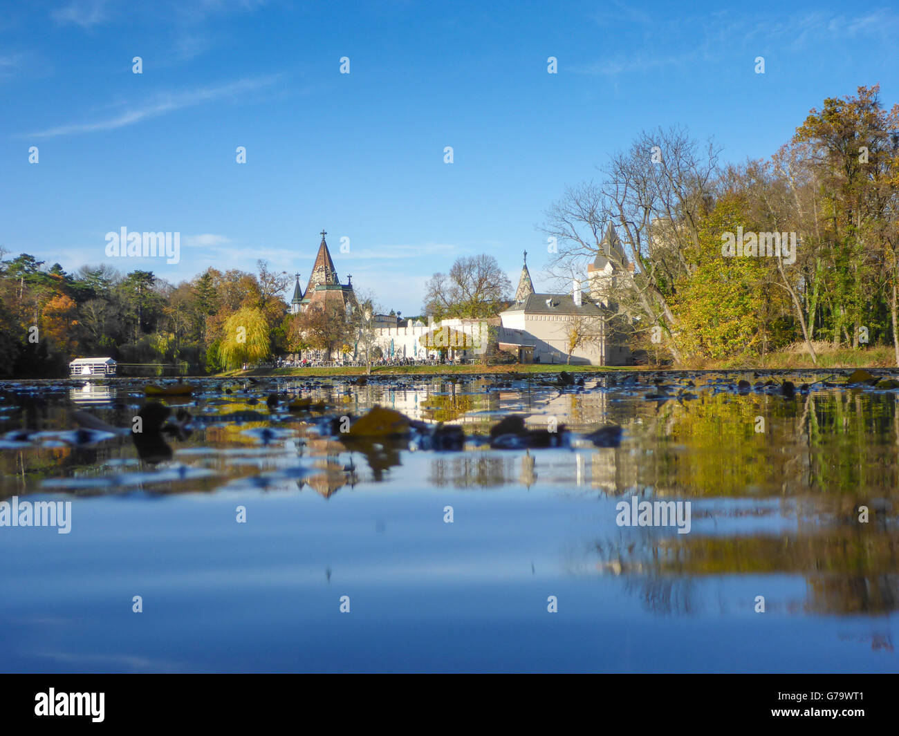 Castle franzensburg in park schlosspark laxenburg hi-res stock ...