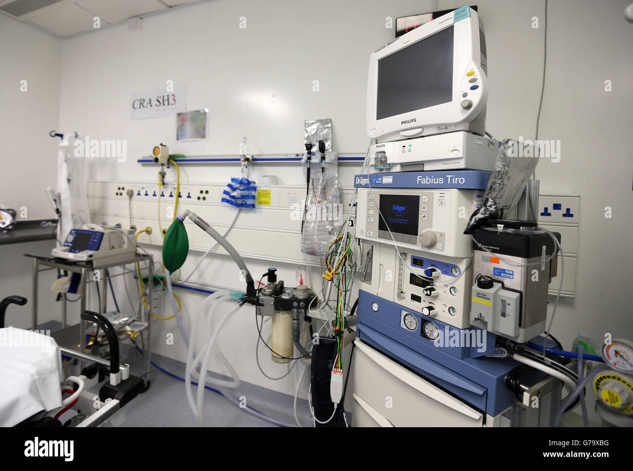 Anesthetic equipment in crash room royal liverpool university hospital ...