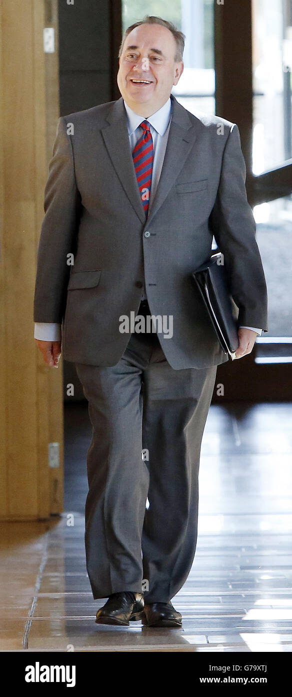 First Minister Alex Salmond arrives ahead of First Minister's Questions ...
