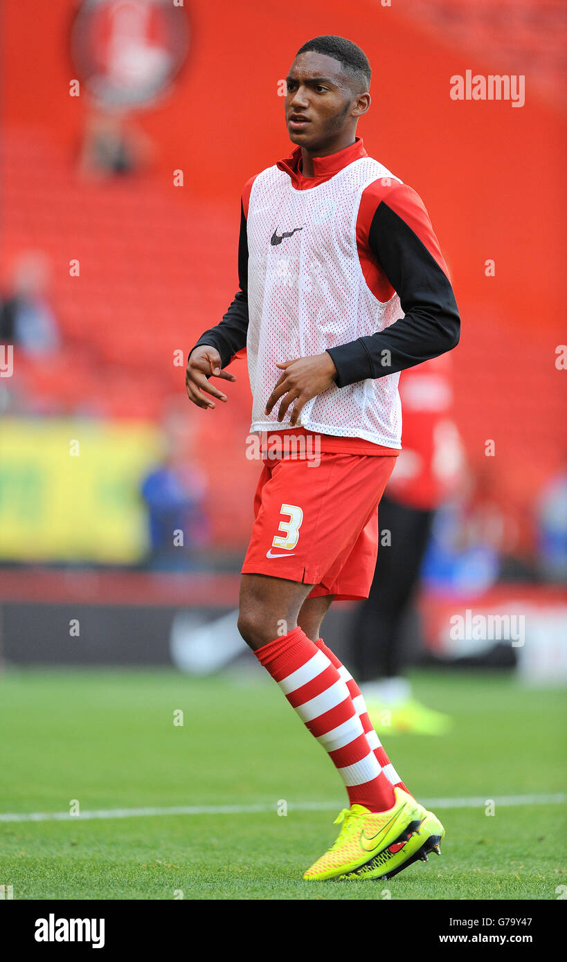 Joe gomez charlton hi-res stock photography and images - Alamy