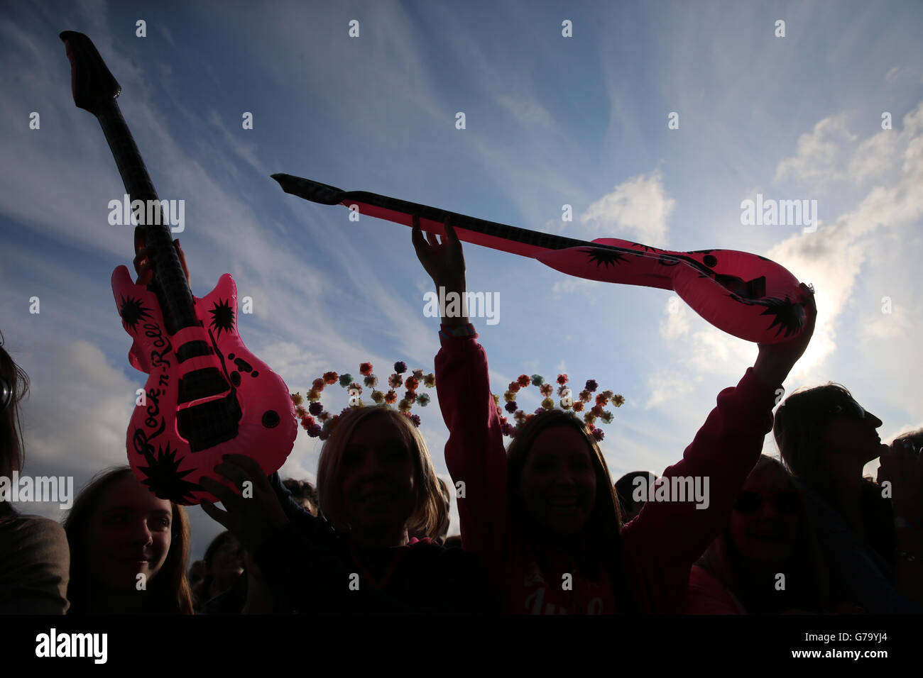 Crowds watch the Belfast band Go Wolf at the Tennants Vital music ...