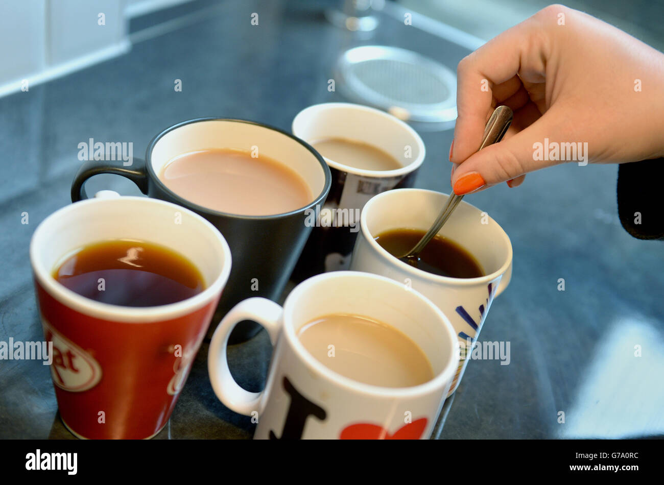 Tea break office london hi-res stock photography and images - Alamy