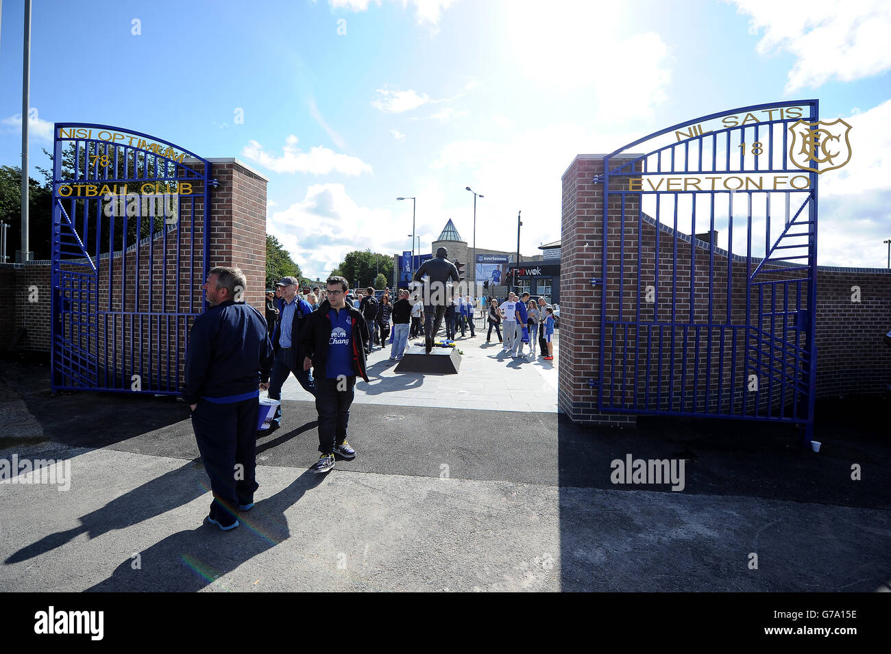 Goodison gates hi-res stock photography and images - Alamy