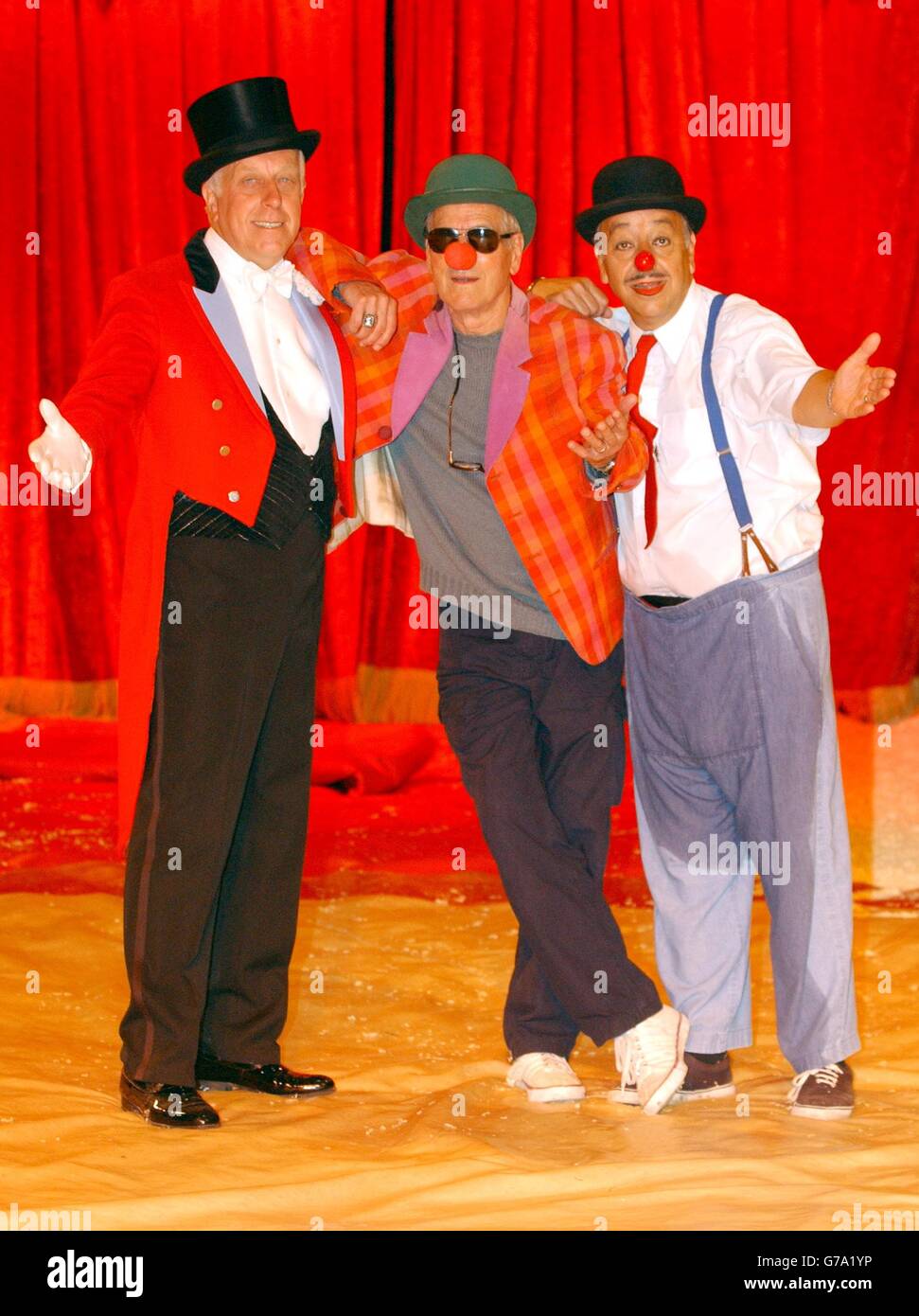 Hollywood actor Paul Newman as clown Butch Bolognese (centre) with ...