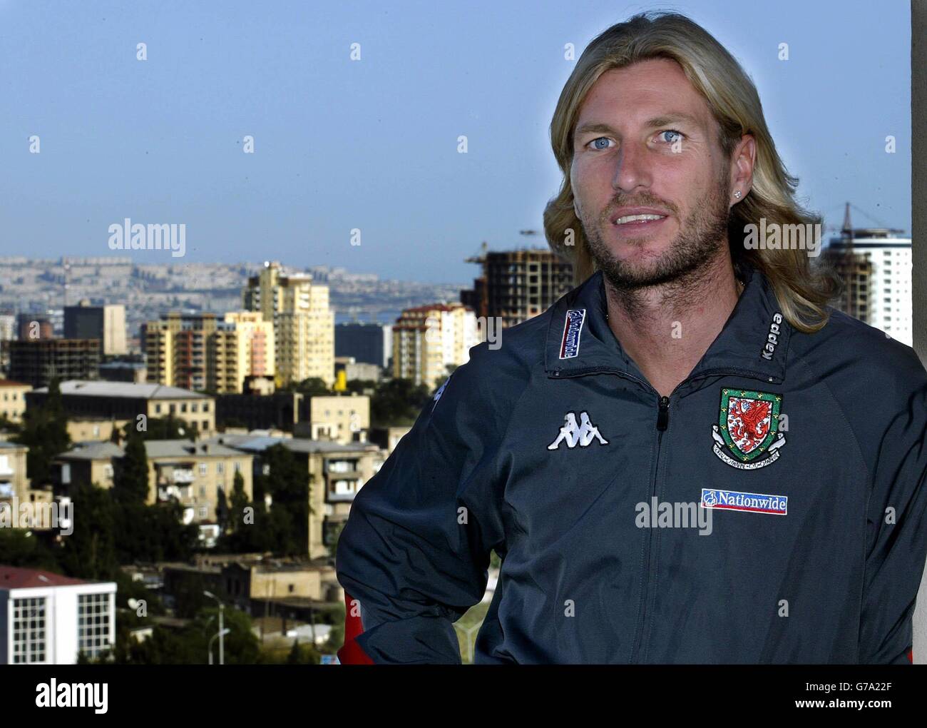 Football 1 2 half length robbie savage hi-res stock photography and ...