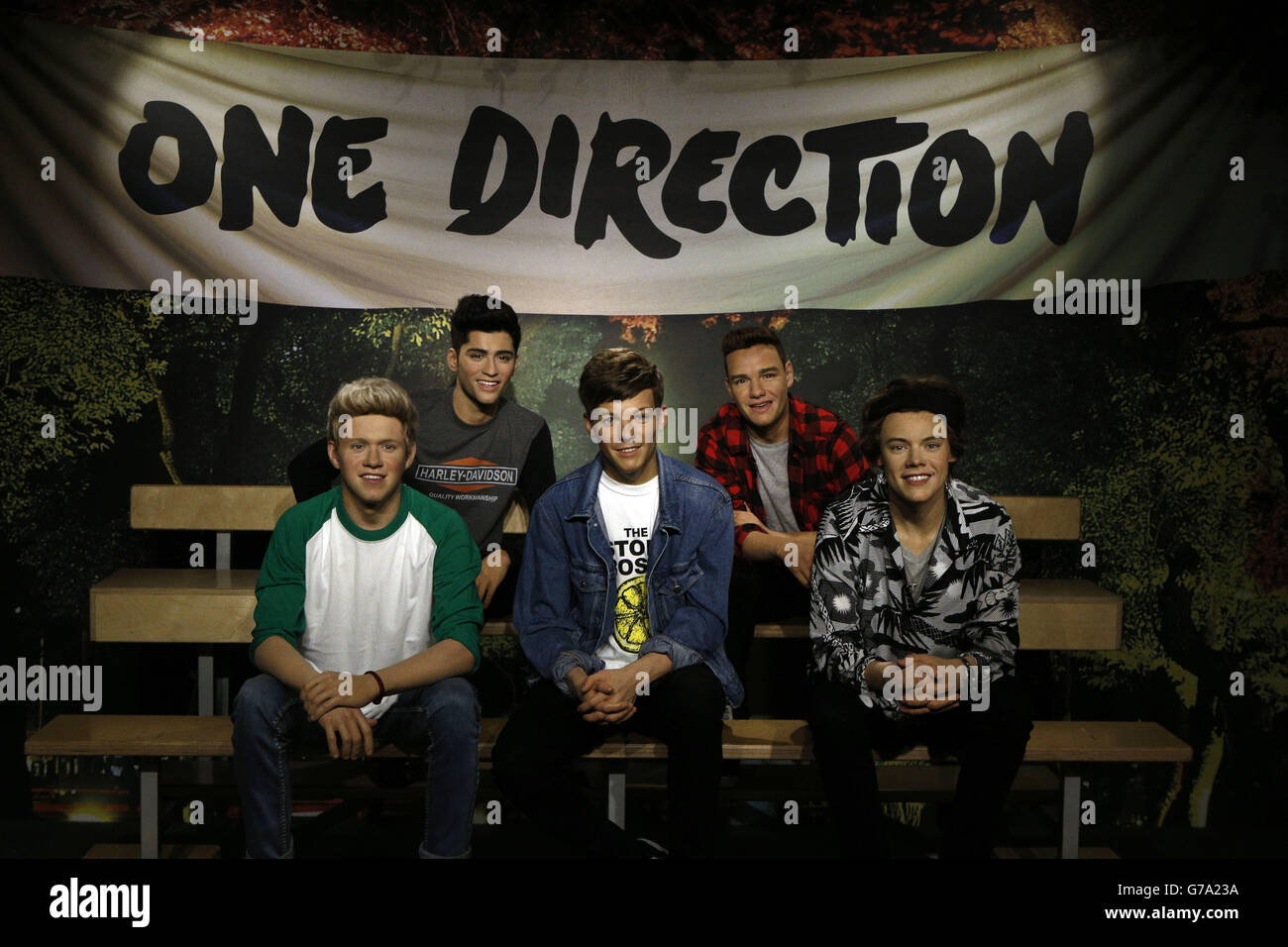 One direction wax figures hi-res stock photography and images - Alamy