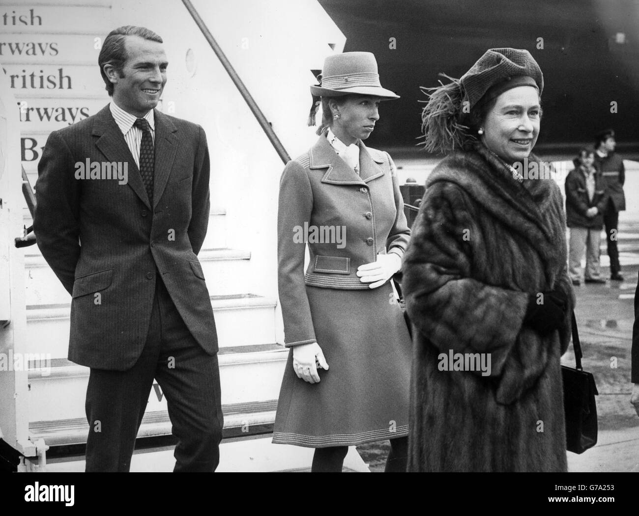 Royalty - Queen Elizabeth II - Heathrow Airport, London Stock Photo - Alamy