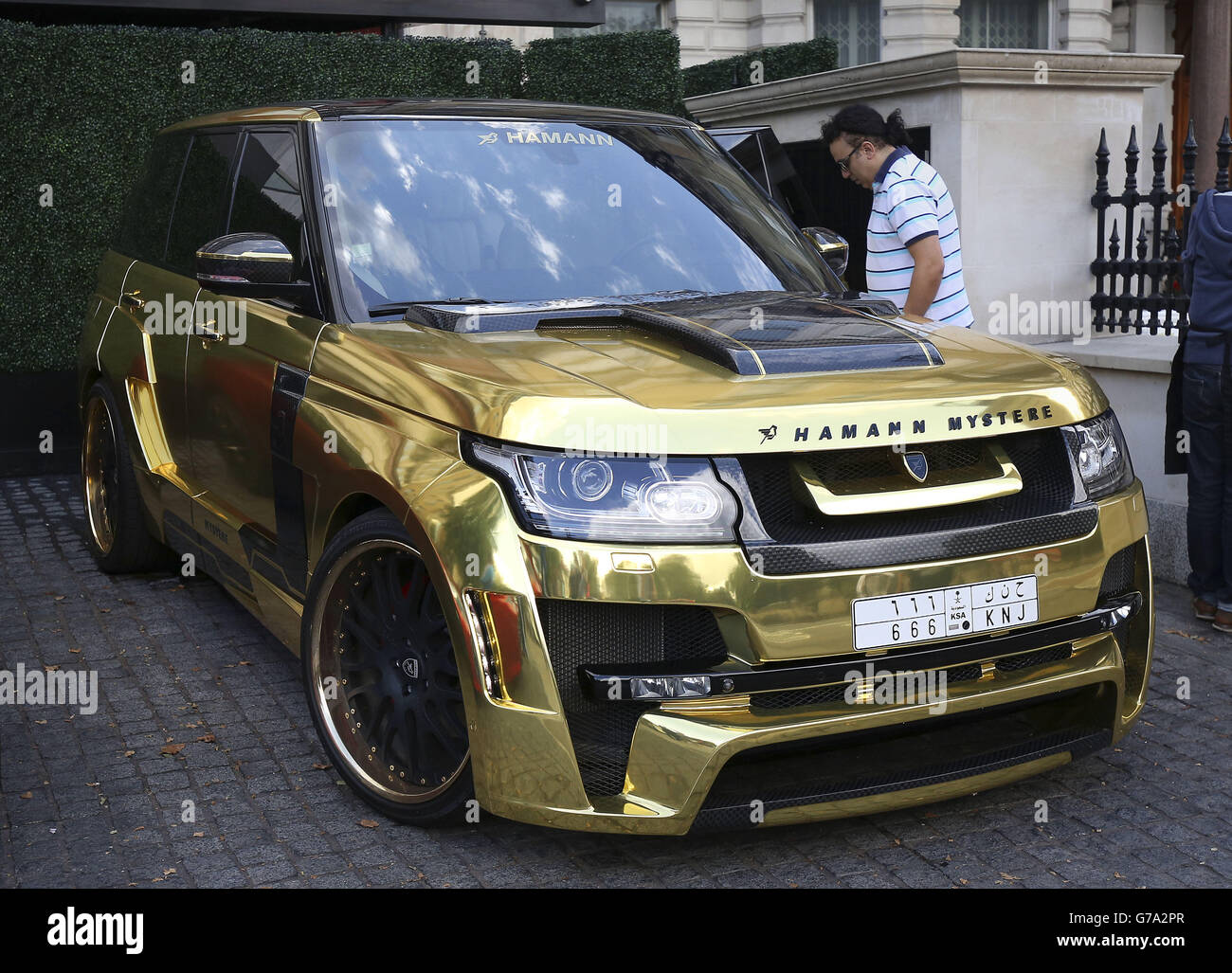 A Hamann Range Rover outside the The Wellesley hotel in Knightsbridge ...