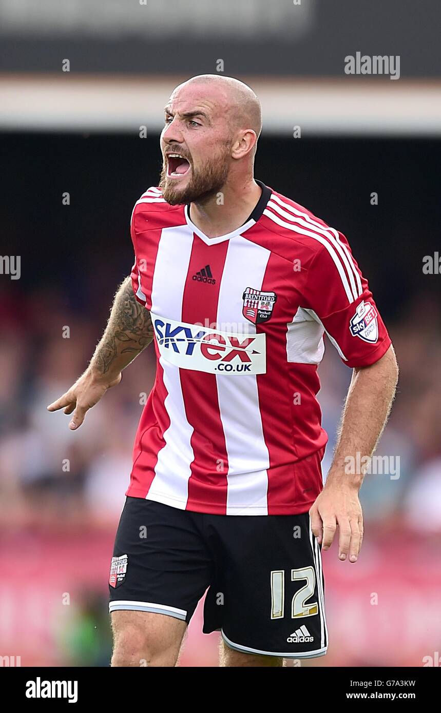 Alan mccormack brentford hi-res stock photography and images - Alamy