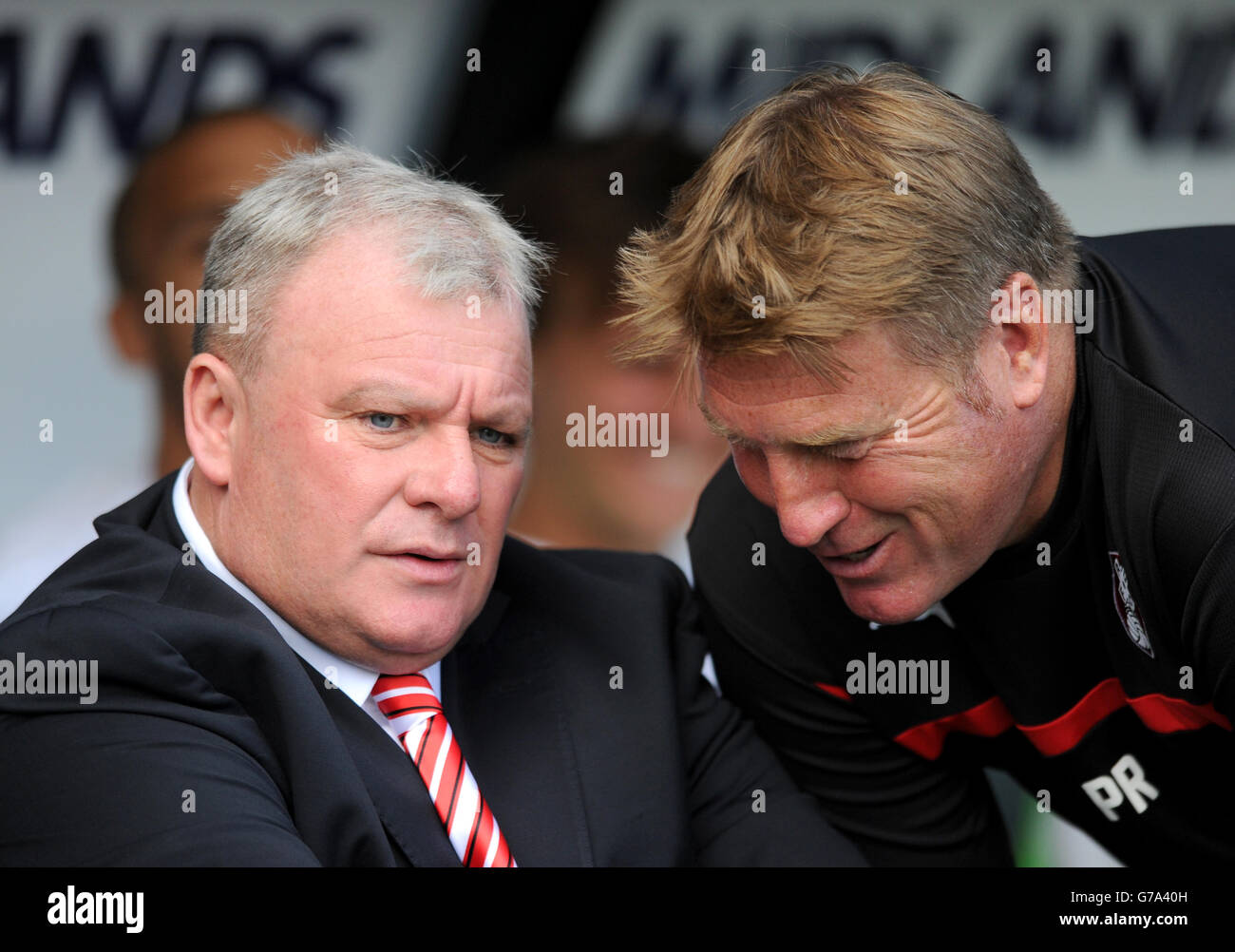 Football ipro headshot head shot head shot tpicswire hi-res stock ...