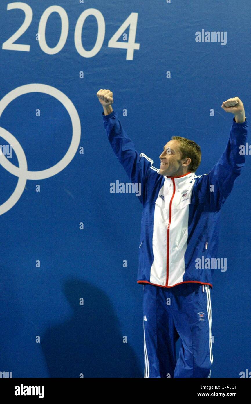 Stephen Parry celebrates with his Bronze medal Stock Photo - Alamy
