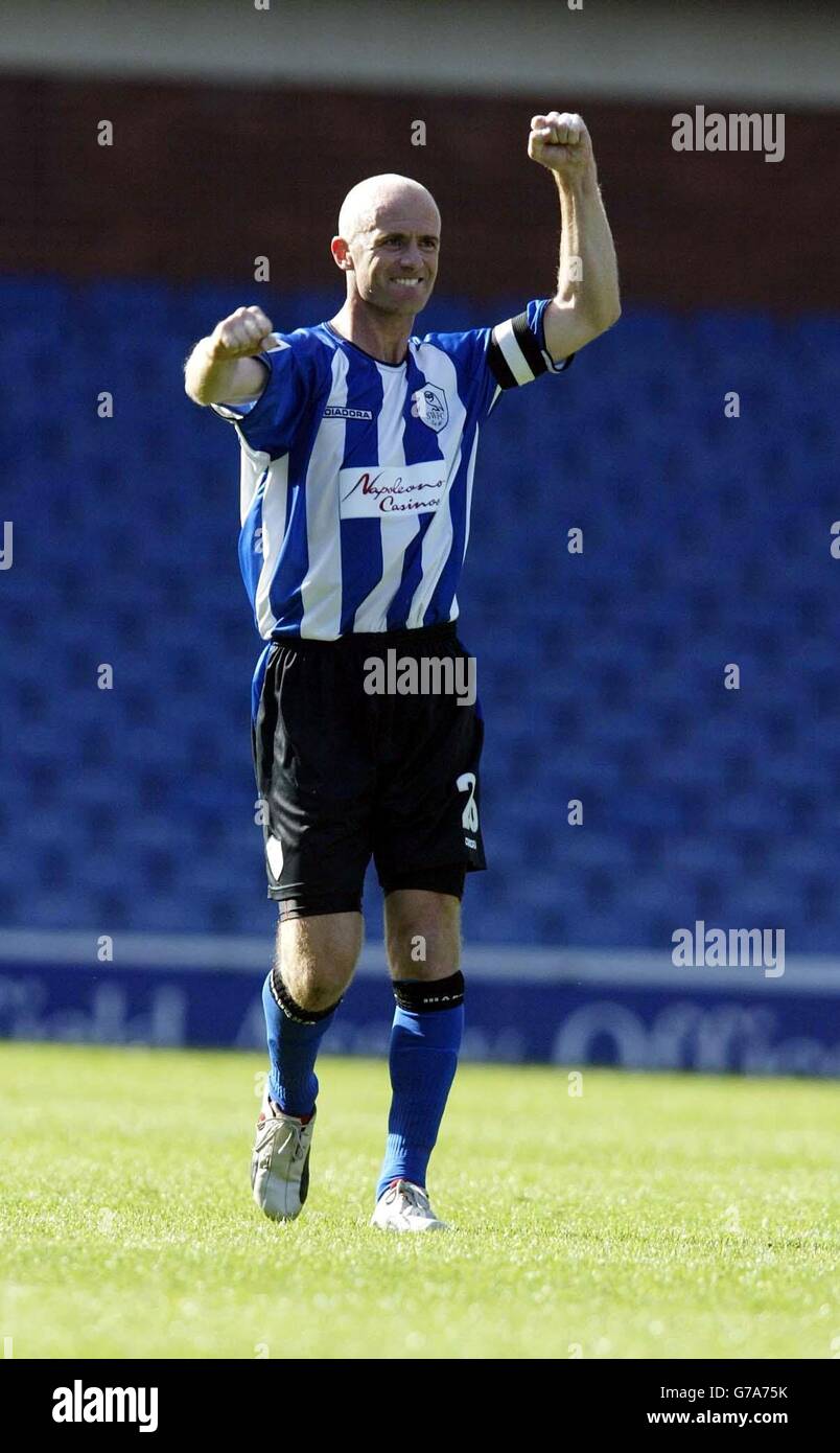 Sheffield Wednesday's Chris Marsden celebrates Sheffield Wednesday's ...