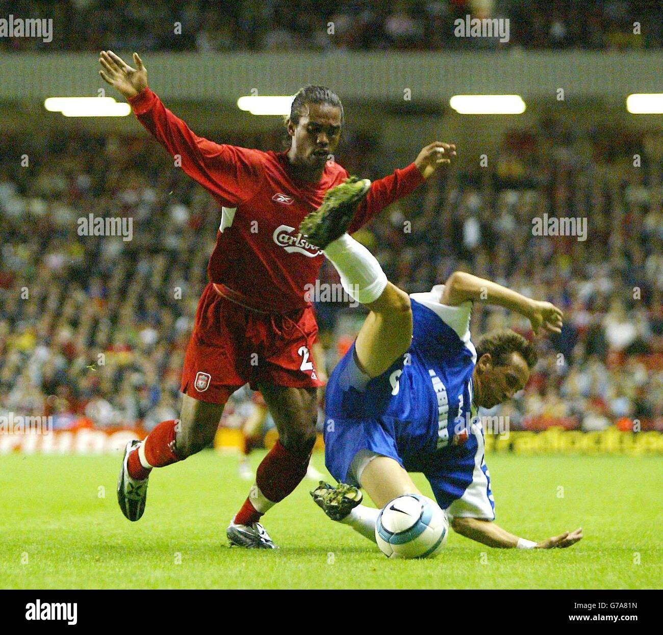Florent sinama pongolle liverpool High Resolution Stock Photography and ...
