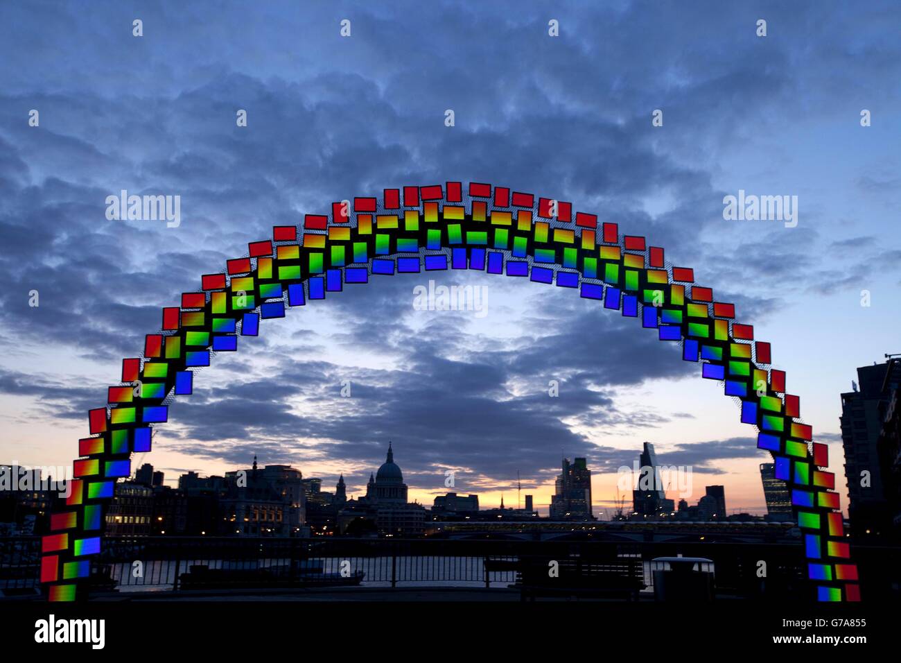 Super AMOLED Midnight Rainbow Stock Photo - Alamy