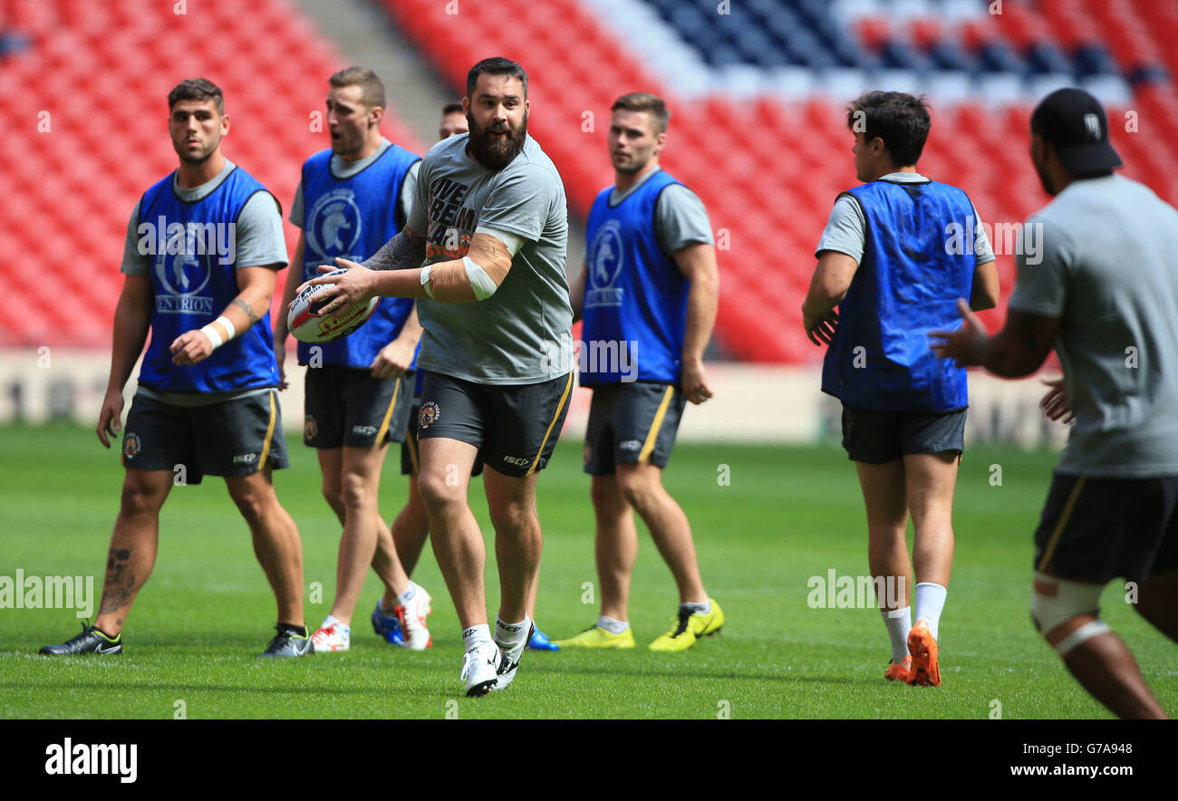 Rugby League - Tetley's Challenge Cup Final - Castleford Tigers v Leeds ...