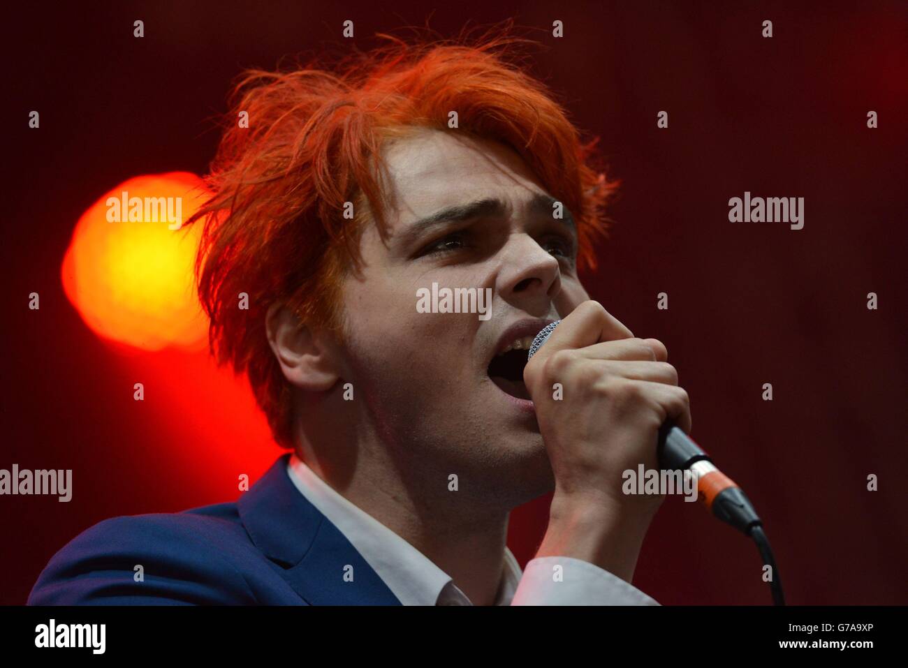 My chemical romance gerard hi-res stock photography and images - Alamy