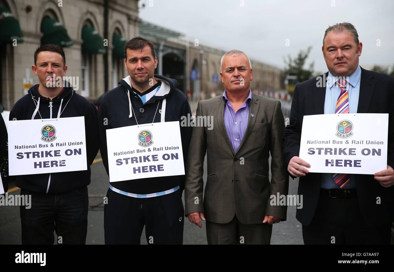 News transport strike ireland hi-res stock photography and images - Alamy