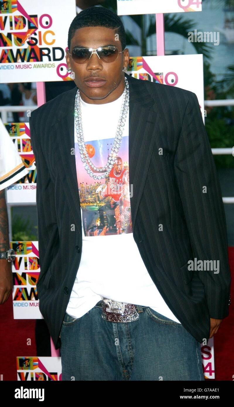 Singer Nellie arrives for the MTV Video Music Awards at the American ...