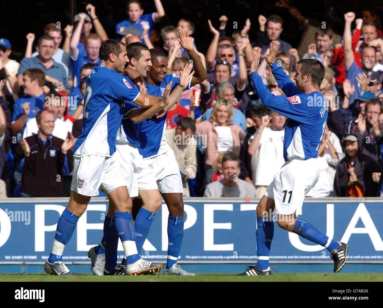Wolves v ipswich hi-res stock photography and images - Alamy