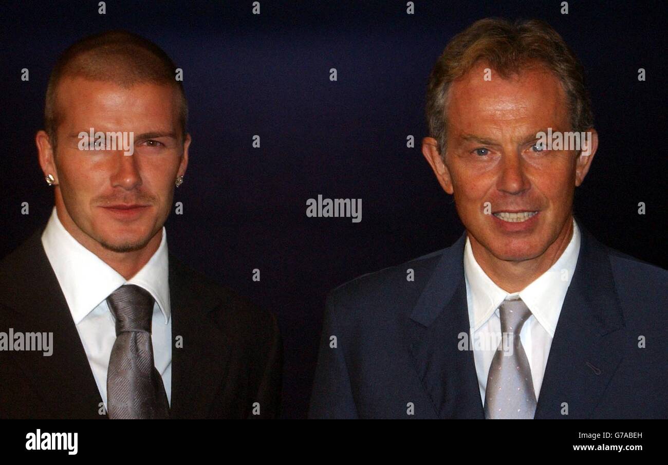 Tony Blair & David Beckham - Topping Ceremony - Wembly Stadium Stock ...
