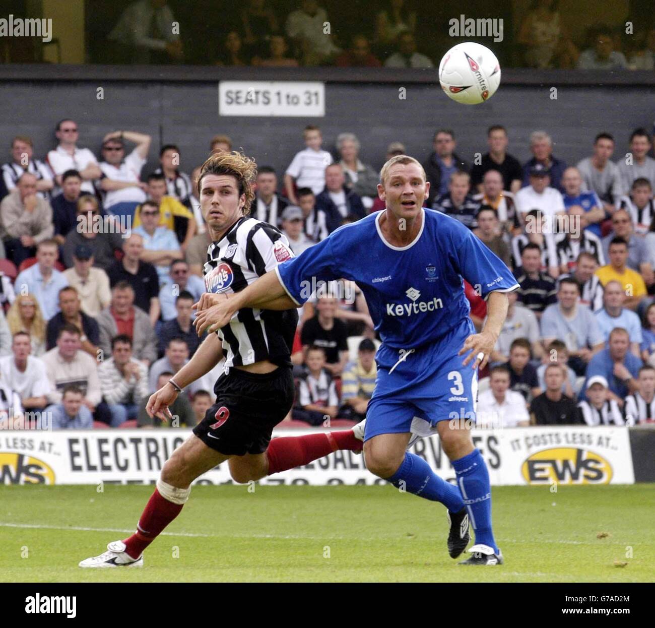 Sport football action michael reddy gareth griffiths hi-res stock ...