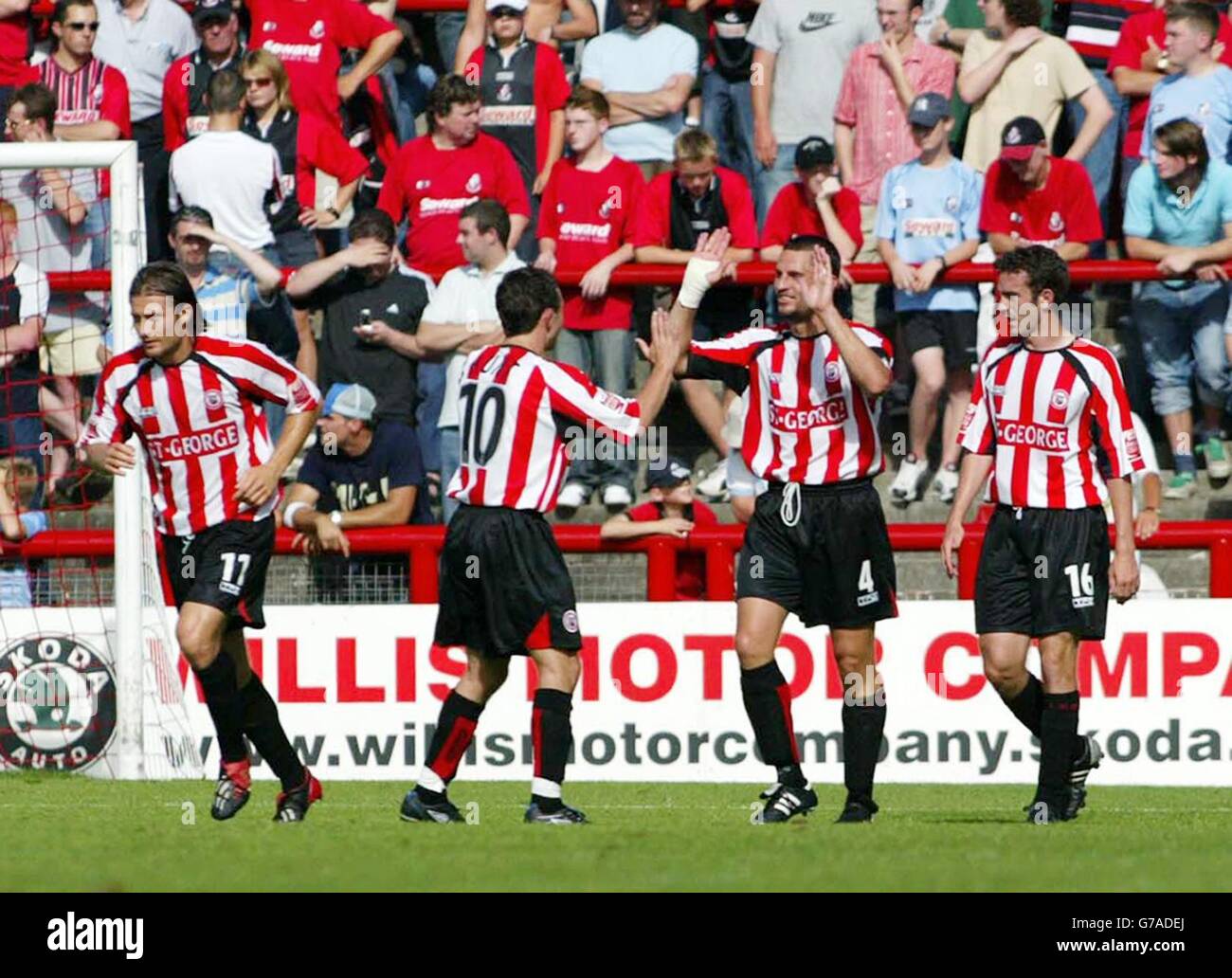 Scoring Against Bournemouth High Resolution Stock Photography and ...