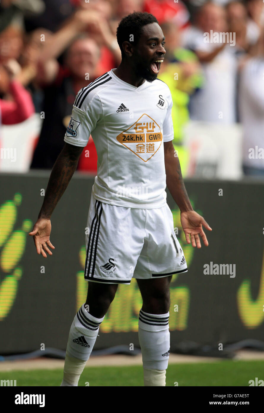 Swansea City's Nathan Dyer celebrates scoring the opening goal during ...