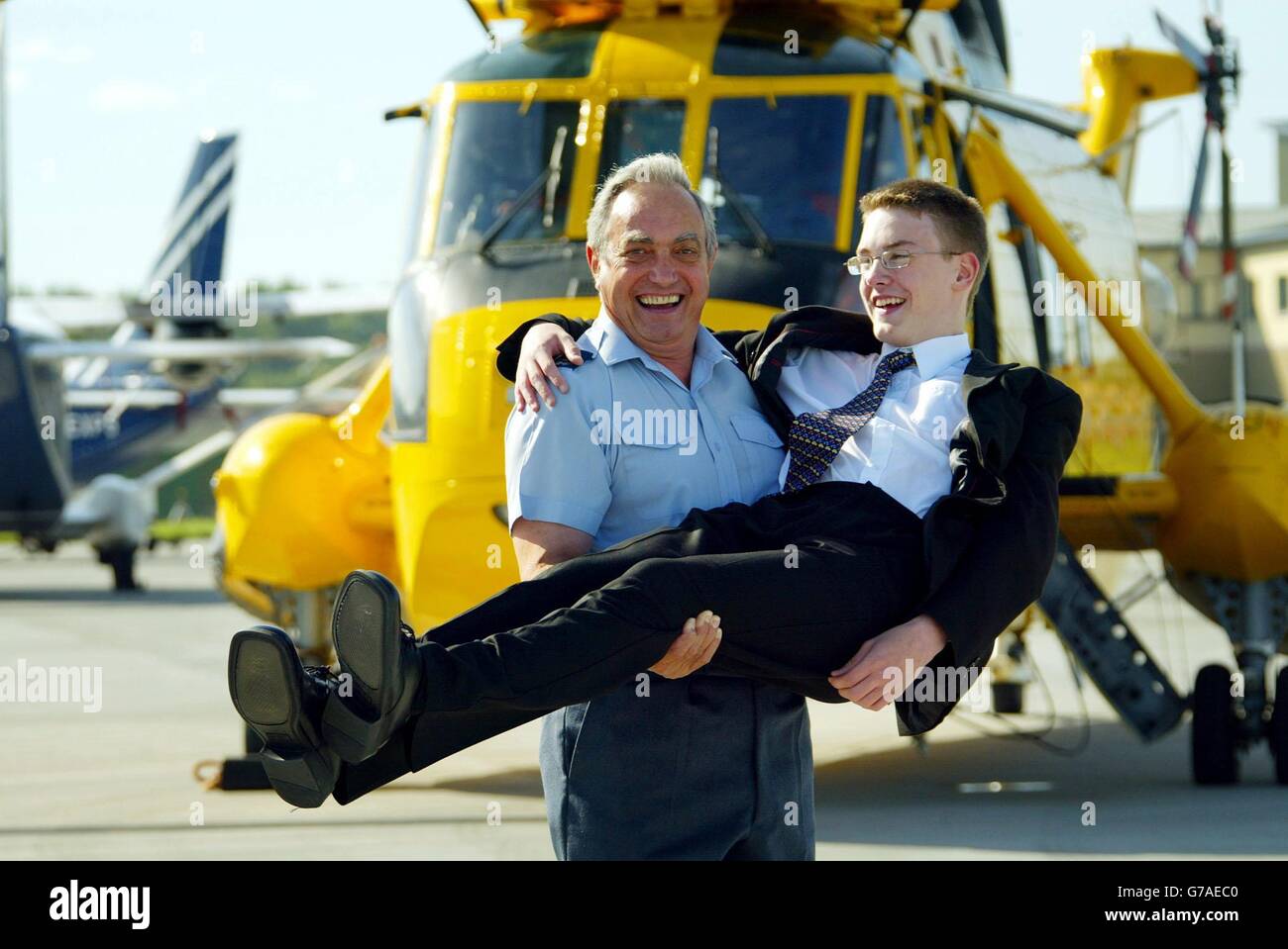 Bob Pountney retires at RAF Kinloss Stock Photo - Alamy