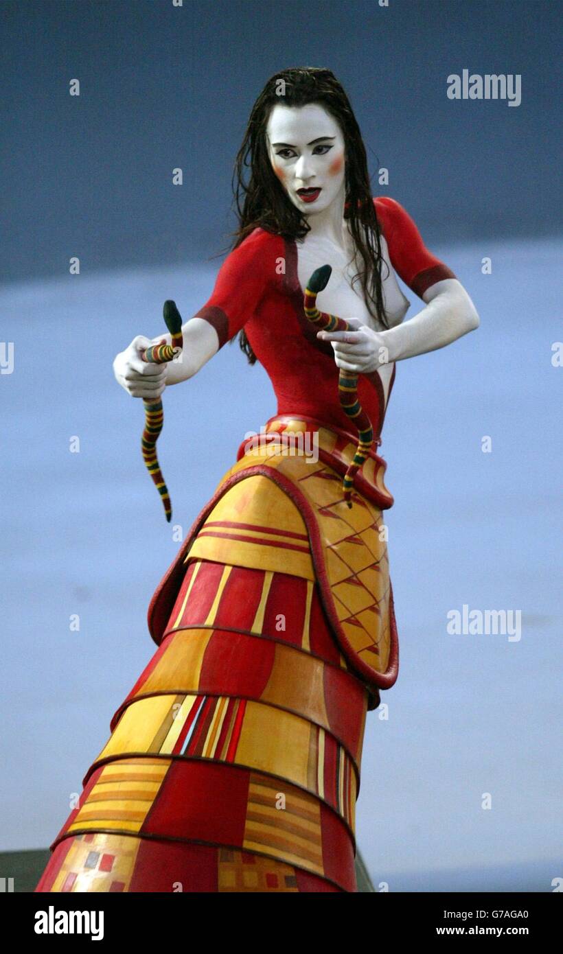 2004 olympics opening ceremony hi-res stock photography and images - Alamy