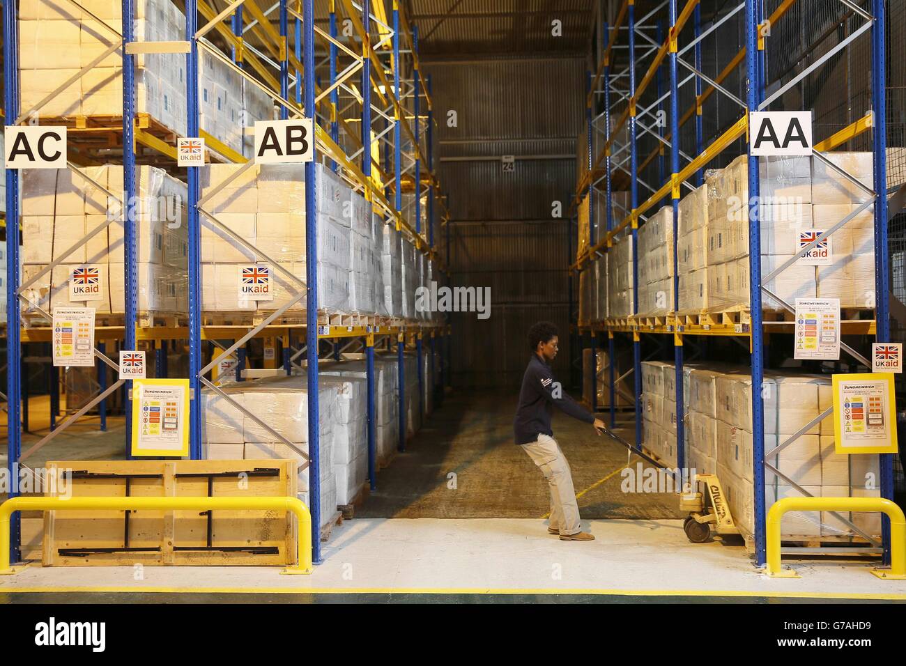 Aid boxes hi-res stock photography and images - Alamy