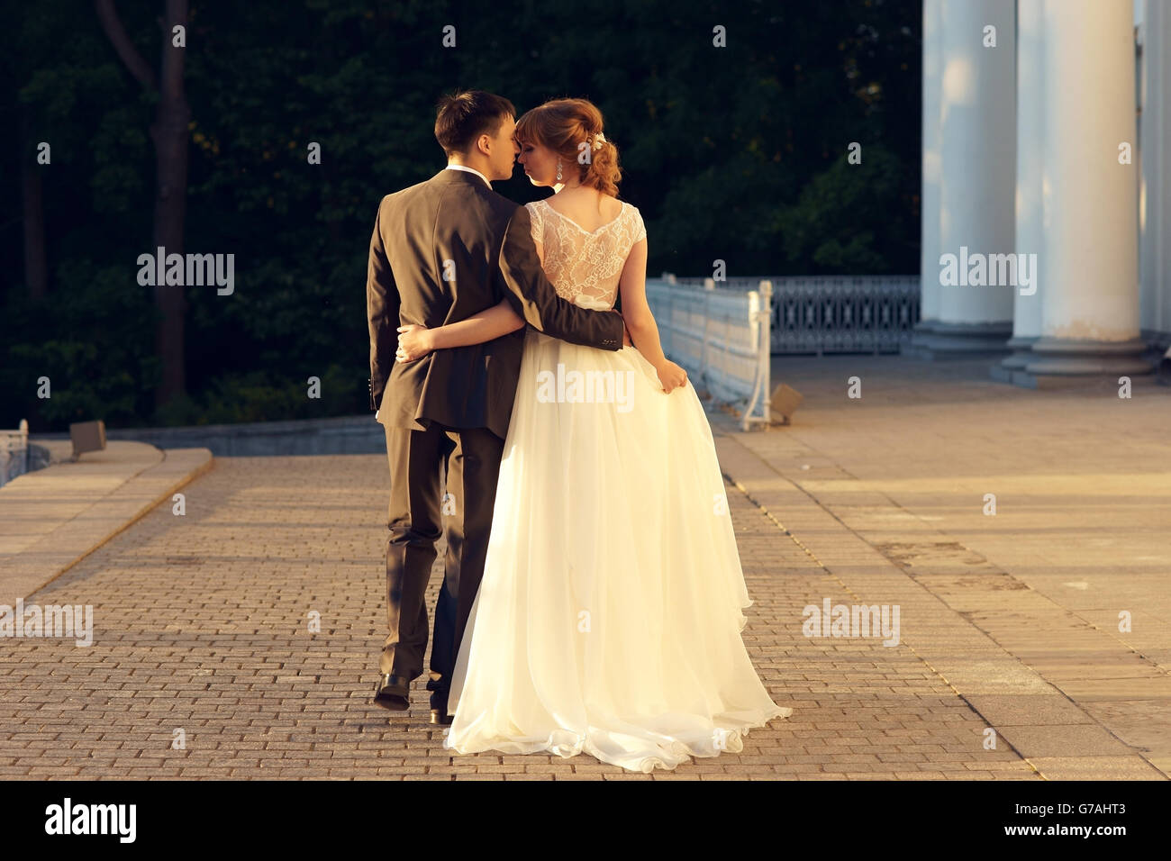 Just married romantic couple Stock Photo - Alamy