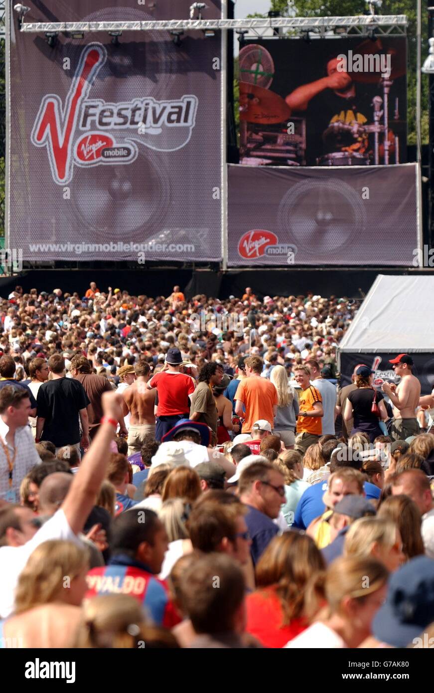 A general view at the v festival in chelmsford hi-res stock photography ...