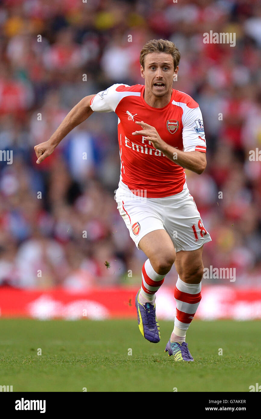Emirates stadium nacho monreal hi-res stock photography and images - Alamy