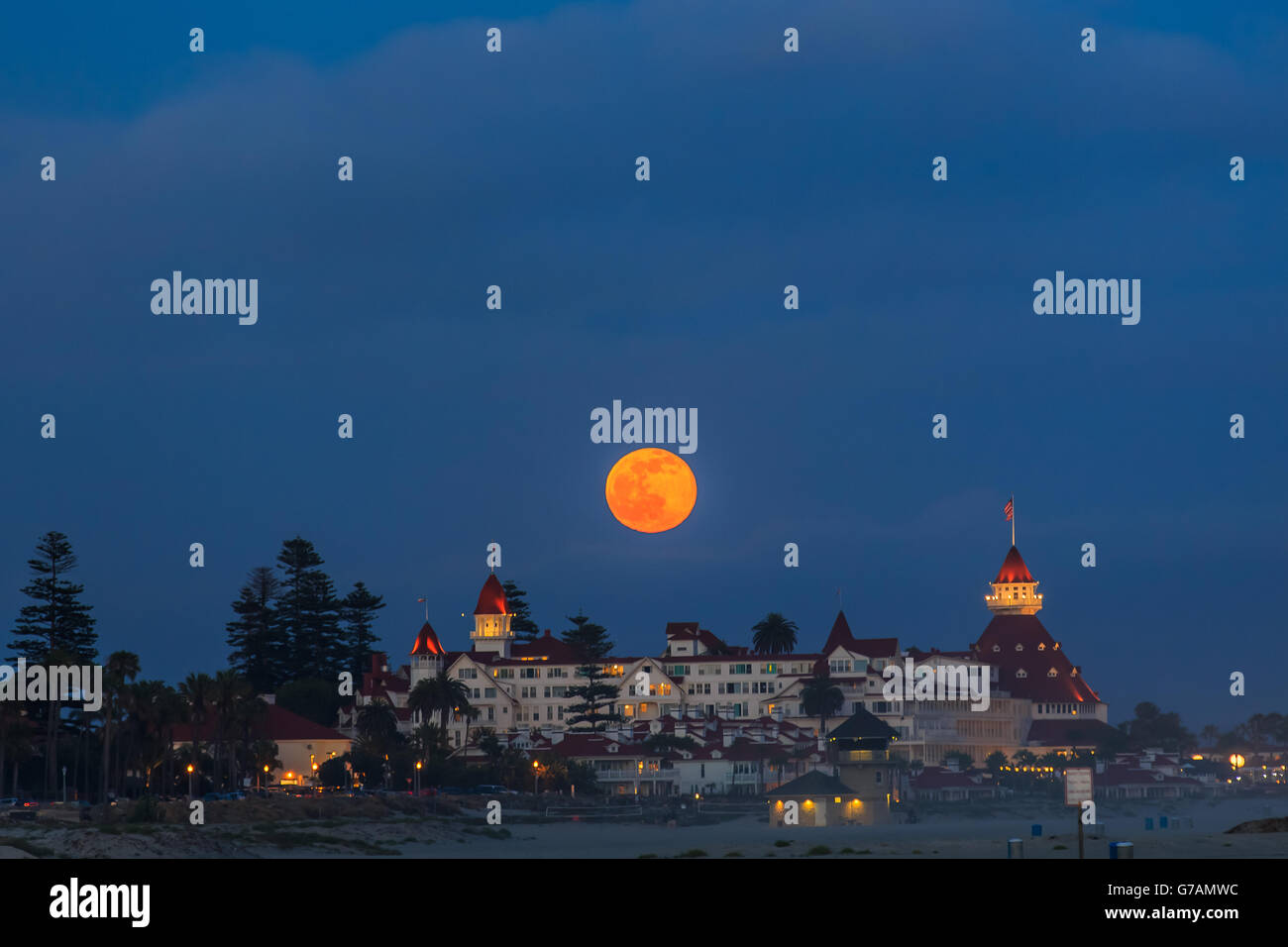 Full moon rising over Hotel Del Coronado Stock Photo - Alamy