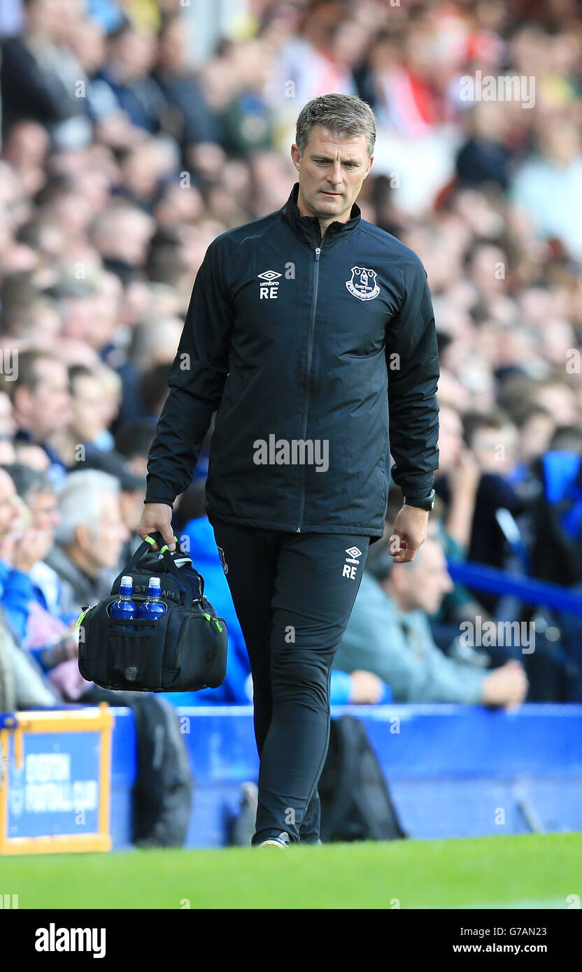 Richard byrne football hi-res stock photography and images - Alamy