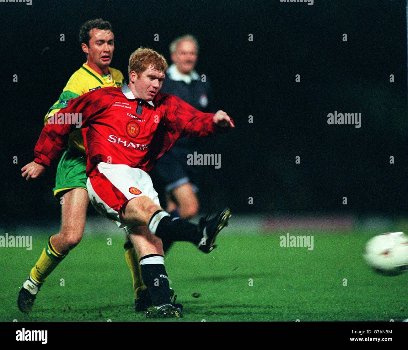 Bryan Gunn Testimonial Match High Resolution Stock Photography and ...