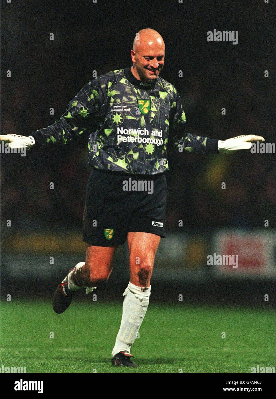 Bryan gunn hi-res stock photography and images - Alamy