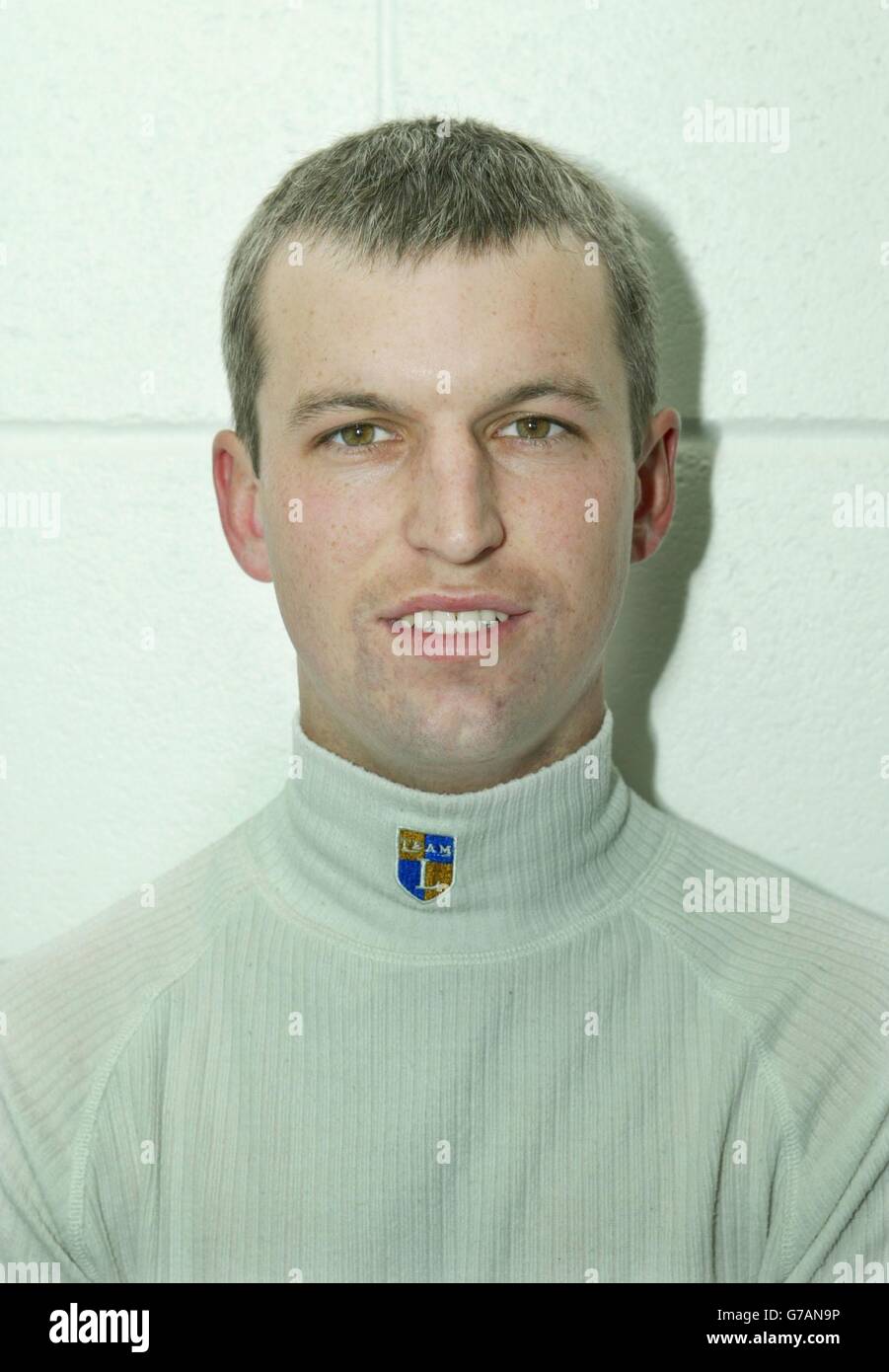 Flat race jockey pat dobbs hi-res stock photography and images - Alamy