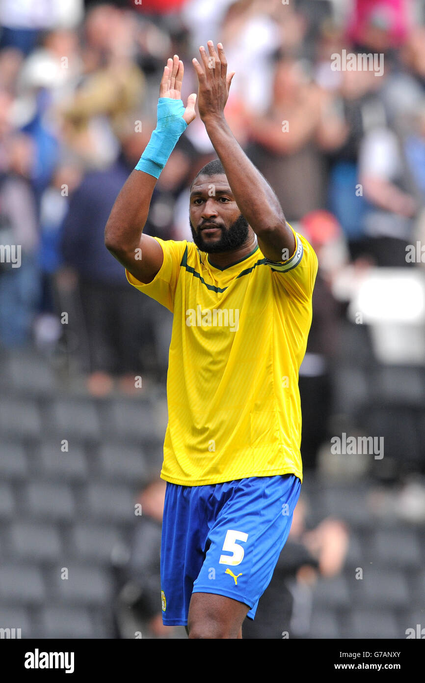 Coventry City's Reda Johnson applauds the travelling support Stock ...