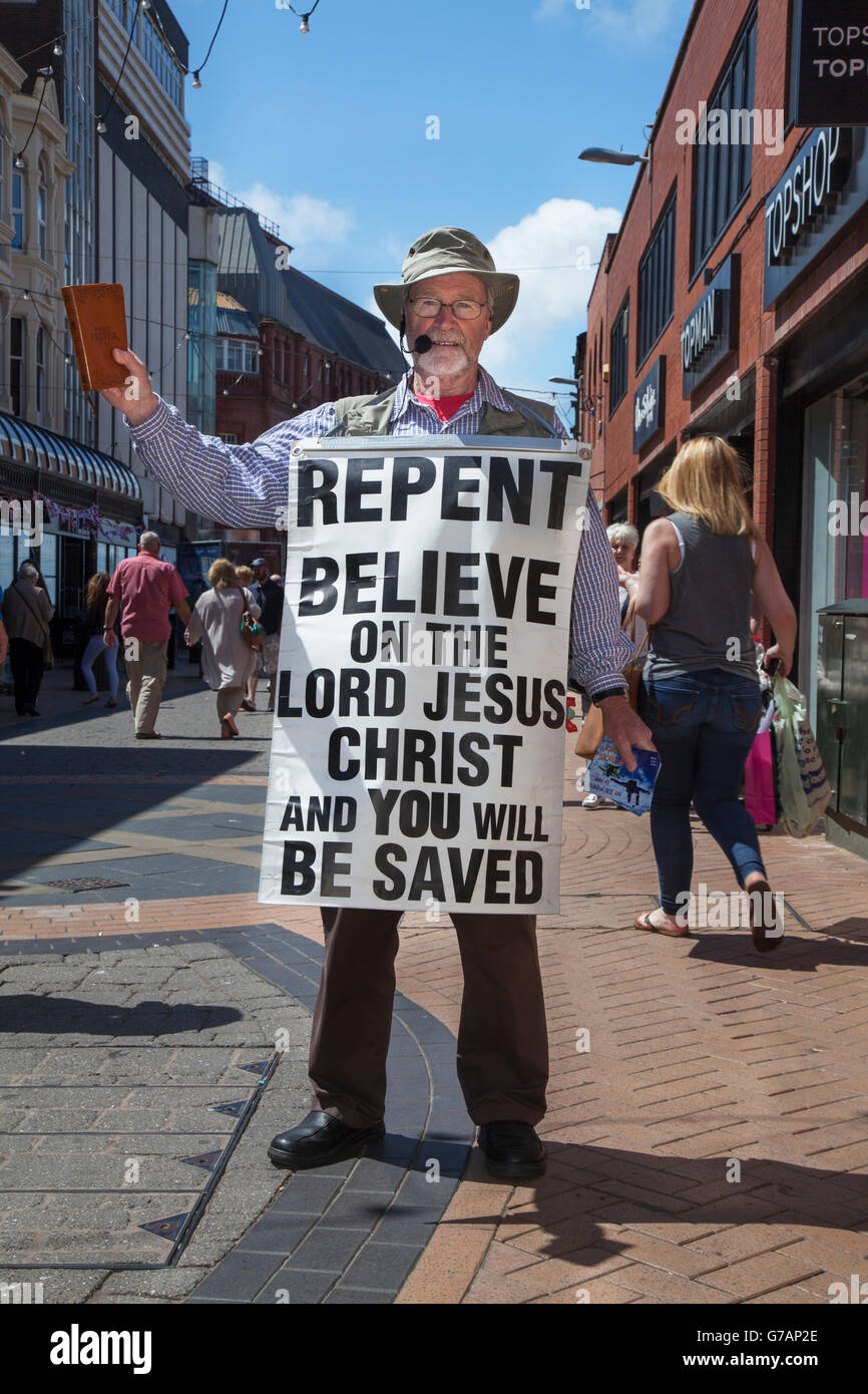 Biblical evangelizing hi-res stock photography and images - Alamy