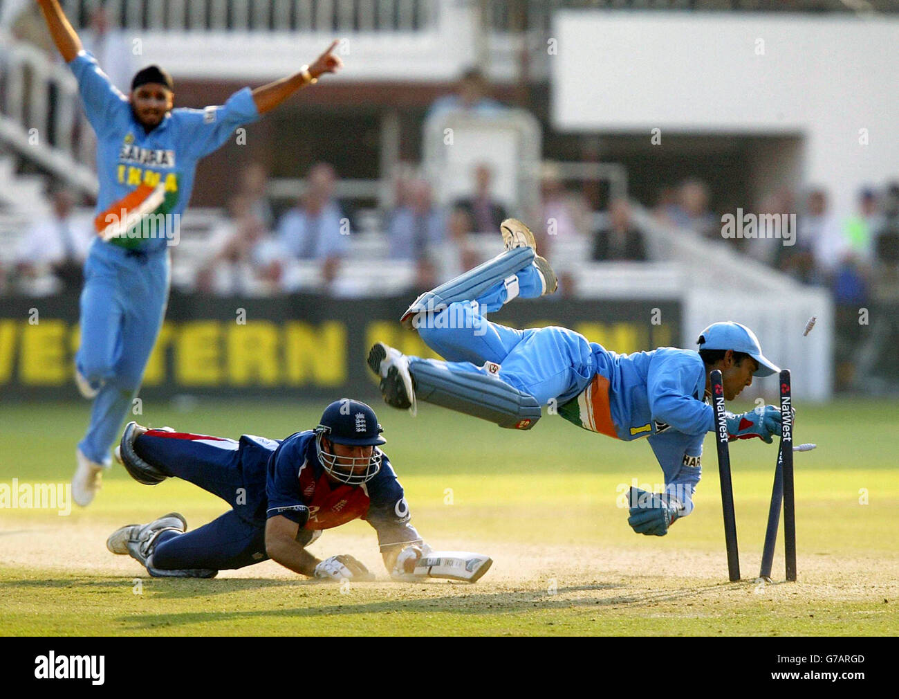 England v India Stock Photo - Alamy