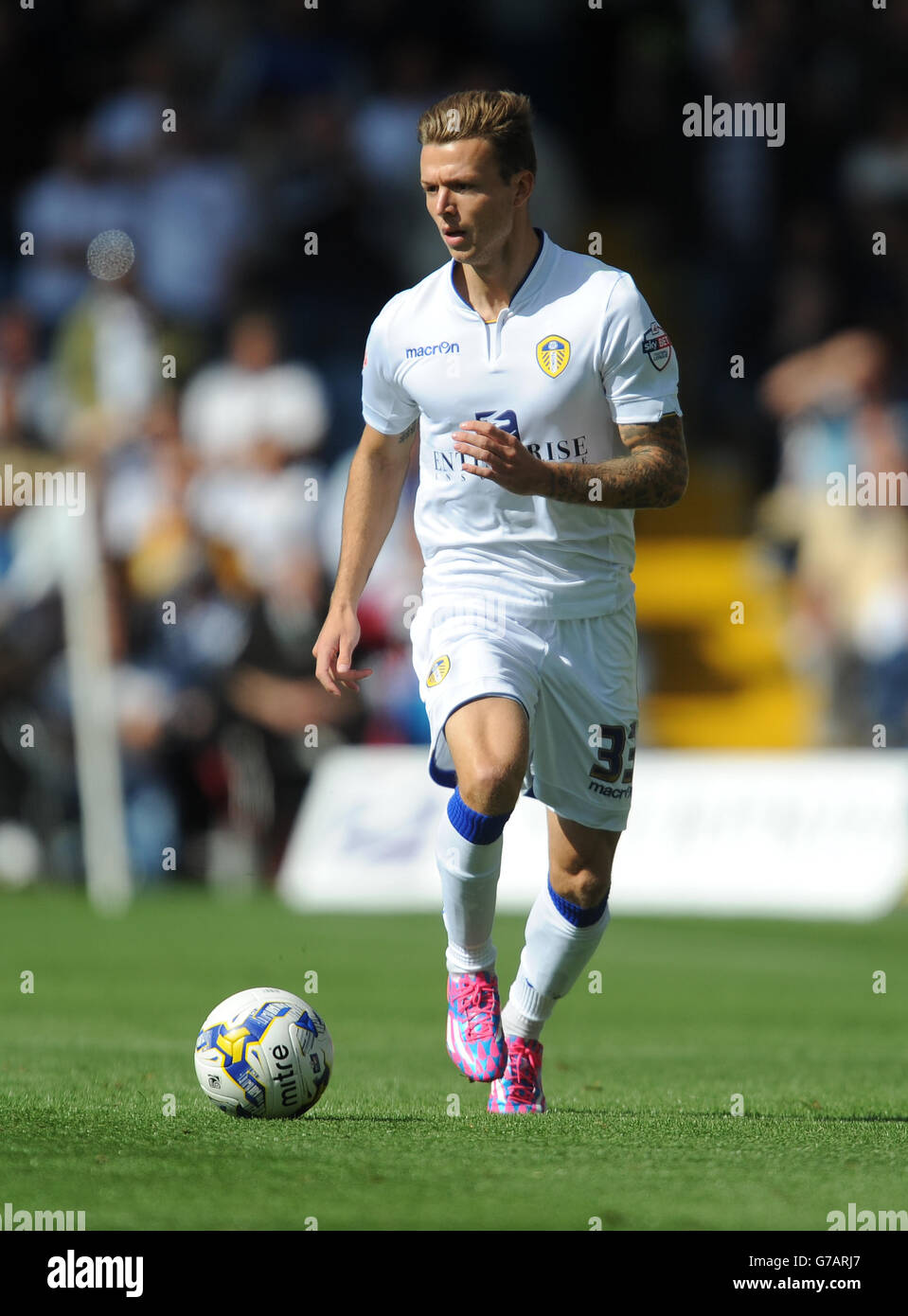 Soccer - Sky Bet Championship - Leeds United v Bolton Wanderers ...